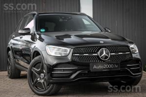 Черный Мерседес GLC 300 2021 в Тукумс, объемом двигателя 2.00 л и пробегом 136 тыс. км за 29990 €, фото  на AUTOMOTO.COM.LV