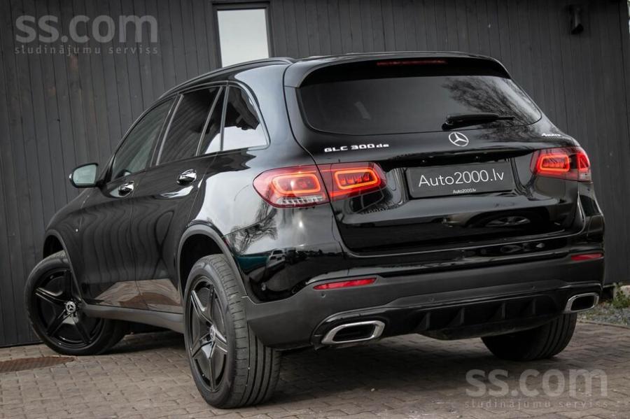 Melns Mercedes-Benz GLC 300 2021 Tukums, ar dzinēja tilpumu 2.00 L un nobraukumu 136 tūkst. km par 29990 €, foto 6 vietnē AUTOMOTO.COM.LV