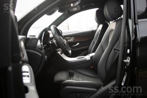 Melns Mercedes-Benz GLC 300 2021 Tukums, ar dzinēja tilpumu 2.00 L un nobraukumu 136 tūkst. km par 29990 €, foto 11 vietnē AUTOMOTO.COM.LV