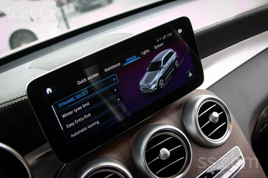 Melns Mercedes-Benz GLC 300 2021 Tukums, ar dzinēja tilpumu 2.00 L un nobraukumu 136 tūkst. km par 29990 €, foto 23 vietnē AUTOMOTO.COM.LV