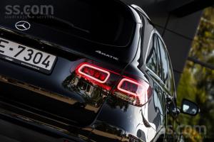 Melns Mercedes-Benz GLC 300 2021 Rīga, ar dzinēja tilpumu 2.00 L un nobraukumu 0 tūkst. km par 27800 €, foto 8 vietnē AUTOMOTO.COM.LV