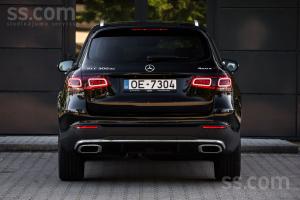 Melns Mercedes-Benz GLC 300 2021 Rīga, ar dzinēja tilpumu 2.00 L un nobraukumu 0 tūkst. km par 27800 €, foto 9 vietnē AUTOMOTO.COM.LV
