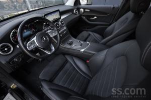 Black Mercedes-Benz GLC 300 2021 in Riga, with an engine capacity of 2.00 L and mileage of 0 thousand km for 25900 €, photo 15 on AUTOMOTO.COM.LV