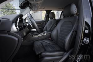 Black Mercedes-Benz GLC 300 2021 in Riga, with an engine capacity of 2.00 L and mileage of 0 thousand km for 25900 €, photo 16 on AUTOMOTO.COM.LV