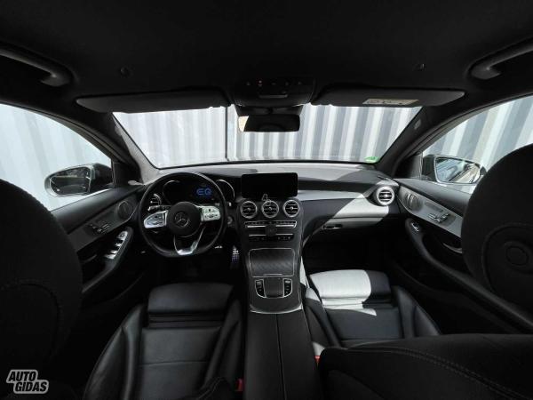 Black Mercedes-Benz GLC 300 2021 in Vilnius, with an engine capacity of 2.00 L and mileage of 156 thousand km for 35900 €, photo 9 on AUTOMOTO.COM.LV
