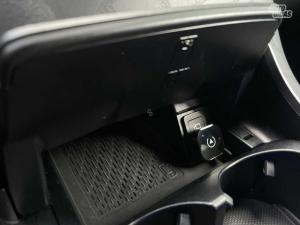Melns Mercedes-Benz GLC 300 2021 Viļņa, ar dzinēja tilpumu 2.00 L un nobraukumu 156 tūkst. km par 35900 €, foto 22 vietnē AUTOMOTO.COM.LV