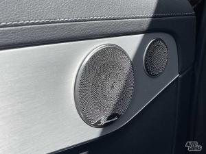 Melns Mercedes-Benz GLC 300 2021 Viļņa, ar dzinēja tilpumu 2.00 L un nobraukumu 156 tūkst. km par 35900 €, foto 24 vietnē AUTOMOTO.COM.LV