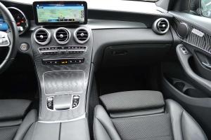 Black Mercedes-Benz GLC 300 2021 in Vilnius, with an engine capacity of 1.95 L and mileage of 169 thousand km for 30000 €, photo 16 on AUTOMOTO.COM.LV