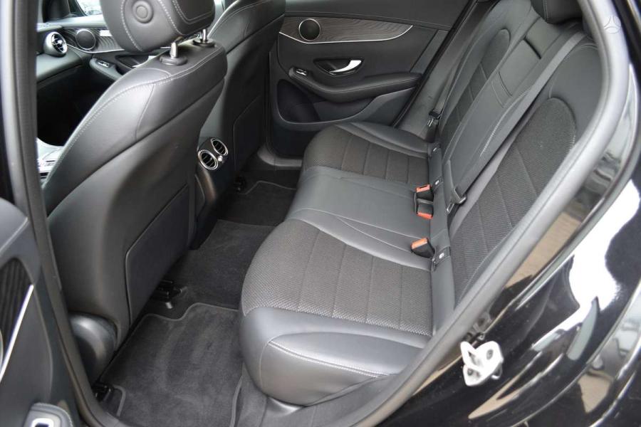Black Mercedes-Benz GLC 300 2021 in Vilnius, with an engine capacity of 1.95 L and mileage of 169 thousand km for 30000 €, photo 20 on AUTOMOTO.COM.LV