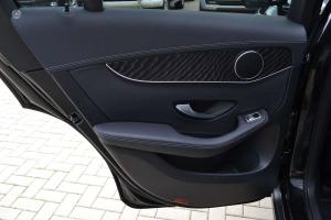 Black Mercedes-Benz GLC 300 2021 in Vilnius, with an engine capacity of 1.95 L and mileage of 169 thousand km for 30000 €, photo 21 on AUTOMOTO.COM.LV