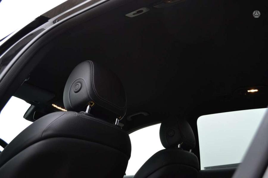 Black Mercedes-Benz GLC 300 2021 in Vilnius, with an engine capacity of 1.95 L and mileage of 169 thousand km for 30000 €, photo 33 on AUTOMOTO.COM.LV