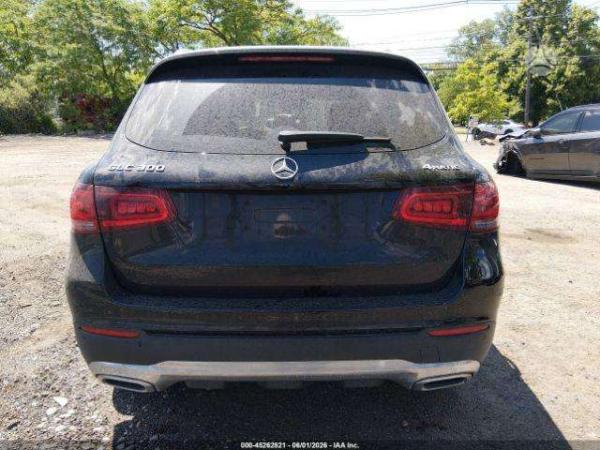 Black Mercedes-Benz GLC 300 2021 in Klaipeda, with an engine capacity of 2.00 L and mileage of 76 thousand km for 14200 €, photo 6 on AUTOMOTO.COM.LV