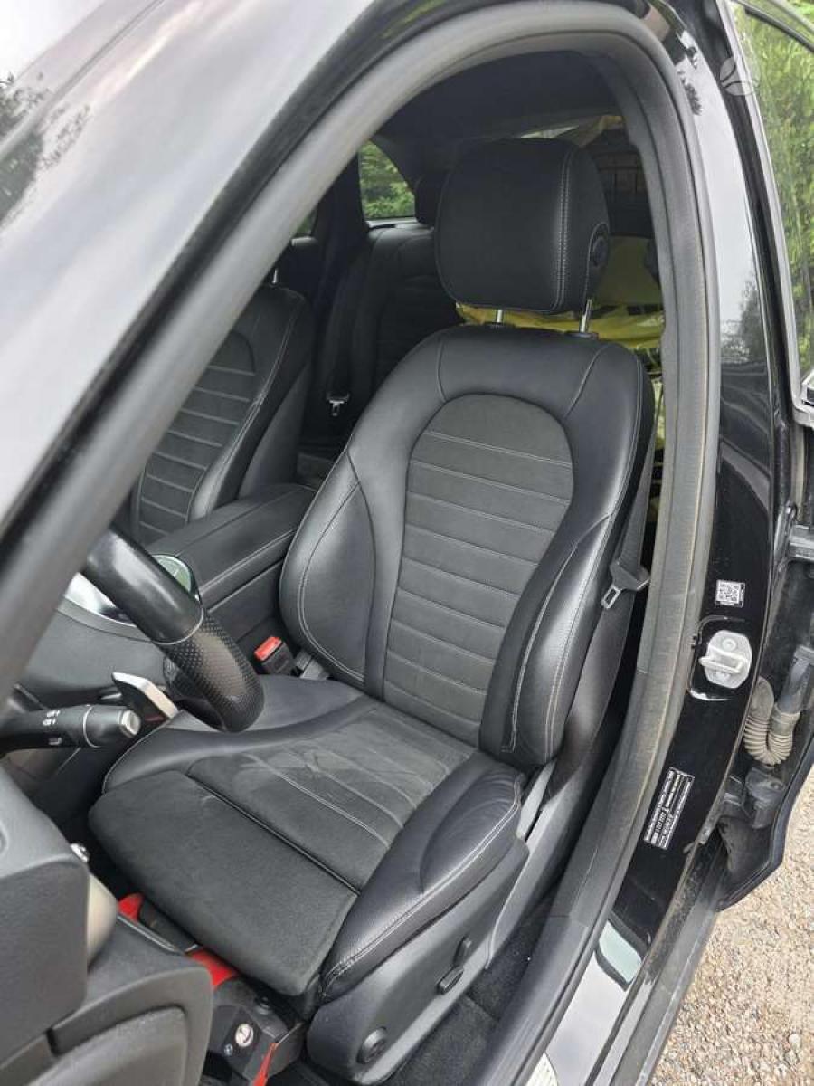 Melns Mercedes-Benz GLC 300 2021 Kauņa, ar dzinēja tilpumu 1.95 L un nobraukumu 186 tūkst. km par 26000 €, foto 9 vietnē AUTOMOTO.COM.LV