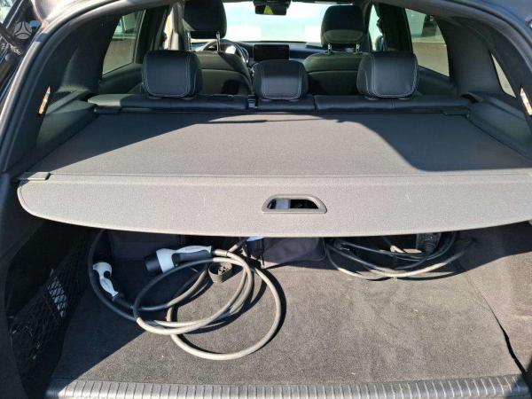 Black Mercedes-Benz GLC 300 2021 in Siauliai, with an engine capacity of 1.95 L and mileage of 143 thousand km for 34990 €, photo 7 on AUTOMOTO.COM.LV