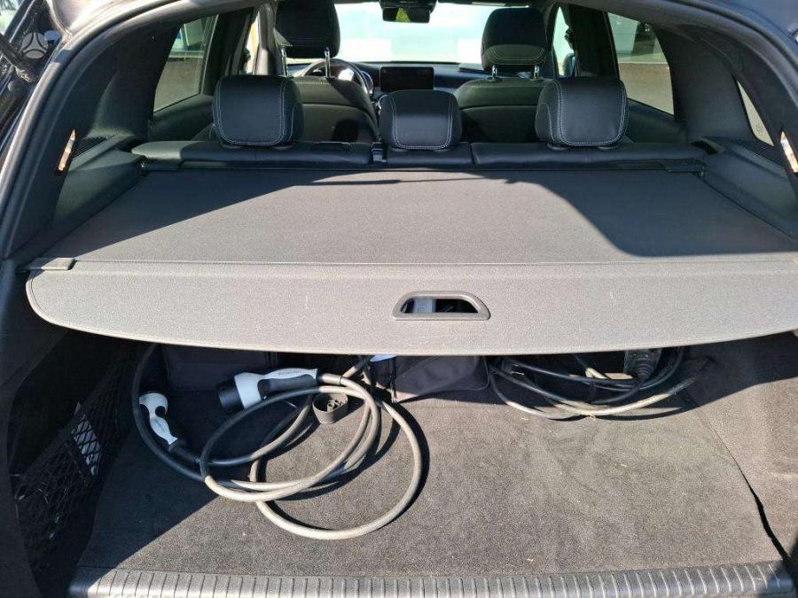 Melns Mercedes-Benz GLC 300 2021 Šauļi, ar dzinēja tilpumu 1.95 L un nobraukumu 143 tūkst. km par 34990 €, foto 8 vietnē AUTOMOTO.COM.LV