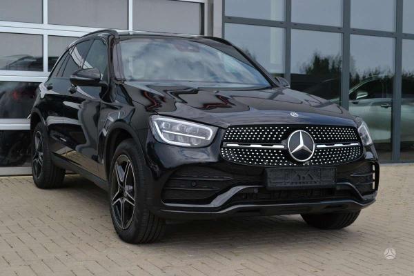 Melns Mercedes-Benz GLC 300 2021 Viļņa, ar dzinēja tilpumu 1.95 L un nobraukumu 169 tūkst. km par 30000 €, foto 5 vietnē AUTOMOTO.COM.LV