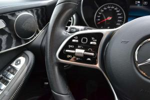 Melns Mercedes-Benz GLC 300 2021 Viļņa, ar dzinēja tilpumu 1.95 L un nobraukumu 169 tūkst. km par 30000 €, foto 45 vietnē AUTOMOTO.COM.LV