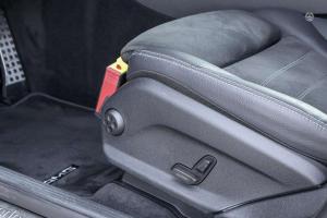 Black Mercedes-Benz GLC 300 2021 in Kaunas, with an engine capacity of 1.95 L and mileage of 187 thousand km for 28499 €, photo 31 on AUTOMOTO.COM.LV