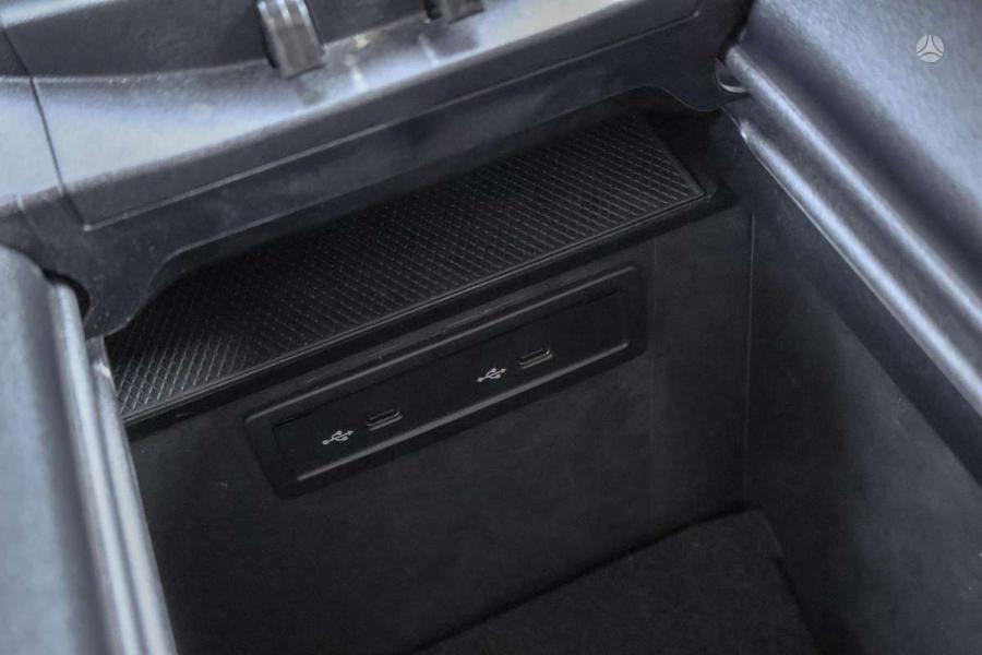 Black Mercedes-Benz GLC 300 2021 in Kaunas, with an engine capacity of 1.95 L and mileage of 187 thousand km for 28499 €, photo 35 on AUTOMOTO.COM.LV