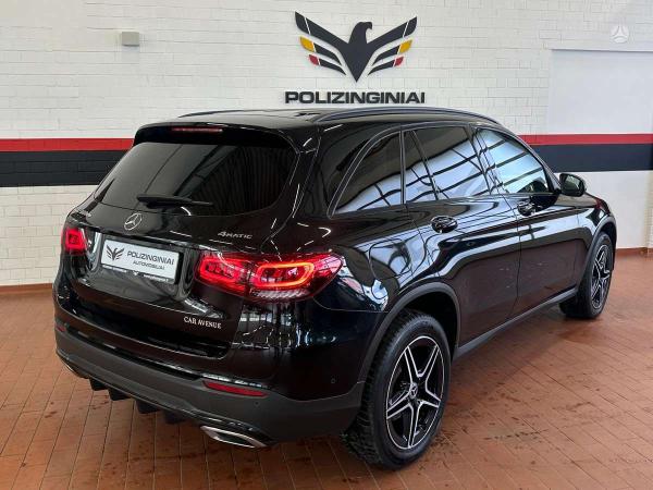 Melns Mercedes-Benz GLC 300 2021 Kauņa, ar dzinēja tilpumu 1.95 L un nobraukumu 217 tūkst. km par 27600 €, foto 6 vietnē AUTOMOTO.COM.LV