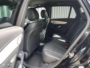 Melns Mercedes-Benz GLC 300 2021 Viļņa, ar dzinēja tilpumu 1.95 L un nobraukumu 156 tūkst. km par 35900 €, foto 9 vietnē AUTOMOTO.COM.LV