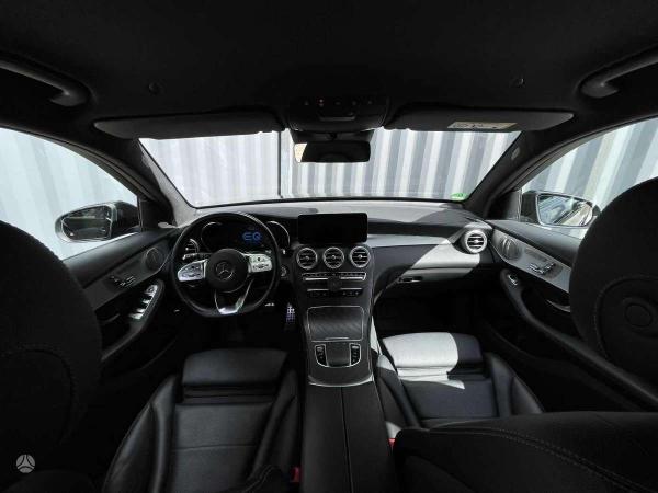 Melns Mercedes-Benz GLC 300 2021 Viļņa, ar dzinēja tilpumu 1.95 L un nobraukumu 156 tūkst. km par 35900 €, foto 9 vietnē AUTOMOTO.COM.LV