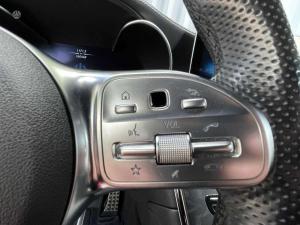 Melns Mercedes-Benz GLC 300 2021 Viļņa, ar dzinēja tilpumu 1.95 L un nobraukumu 156 tūkst. km par 35900 €, foto 16 vietnē AUTOMOTO.COM.LV