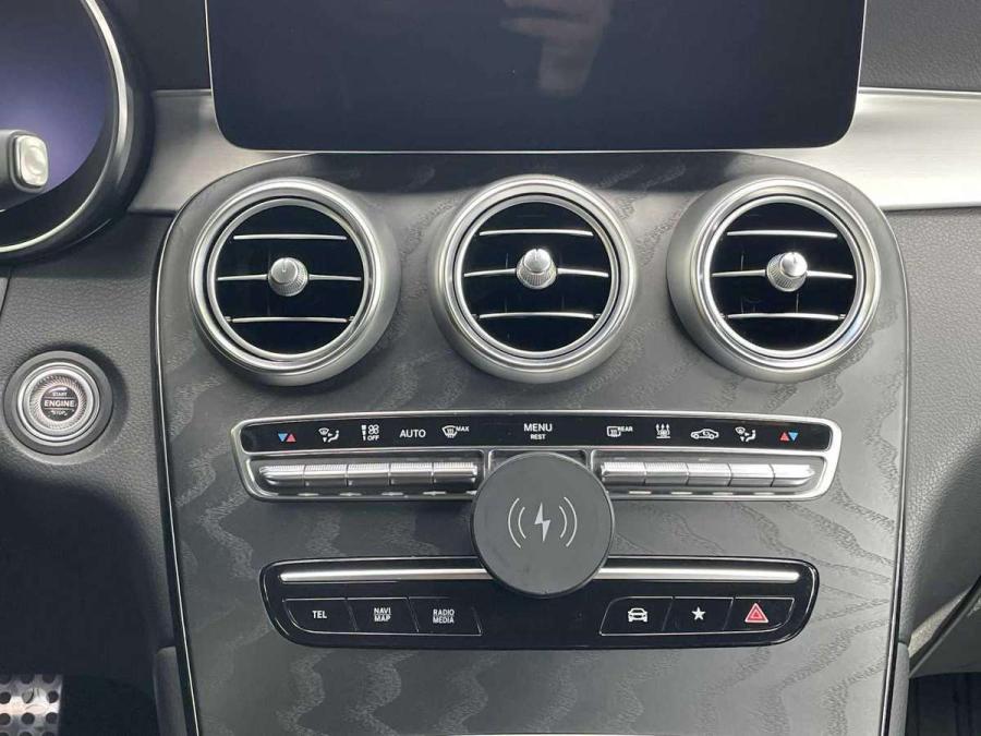 Melns Mercedes-Benz GLC 300 2021 Viļņa, ar dzinēja tilpumu 1.95 L un nobraukumu 156 tūkst. km par 35900 €, foto 17 vietnē AUTOMOTO.COM.LV