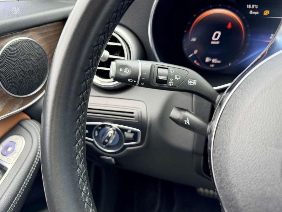 Melns Mercedes-Benz GLC 300 2021 Kauņa, ar dzinēja tilpumu 1.99 L un nobraukumu 58 tūkst. km par 32500 €, foto 13 vietnē AUTOMOTO.COM.LV