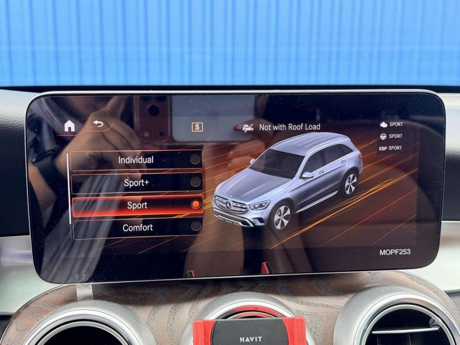 Melns Mercedes-Benz GLC 300 2021 Kauņa, ar dzinēja tilpumu 1.99 L un nobraukumu 58 tūkst. km par 32500 €, foto 20 vietnē AUTOMOTO.COM.LV