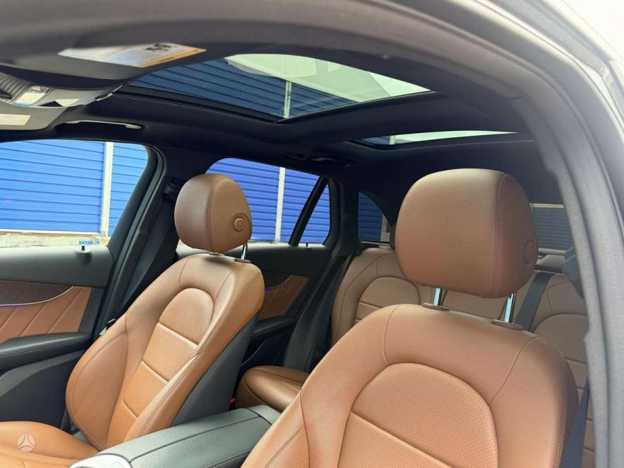 Melns Mercedes-Benz GLC 300 2021 Kauņa, ar dzinēja tilpumu 1.99 L un nobraukumu 58 tūkst. km par 32500 €, foto 31 vietnē AUTOMOTO.COM.LV