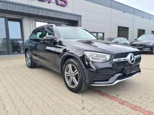Melns Mercedes-Benz GLC 300 2021 Šauļi, ar dzinēja tilpumu 1.99 L un nobraukumu 80 tūkst. km par 35990 €, foto 4 vietnē AUTOMOTO.COM.LV