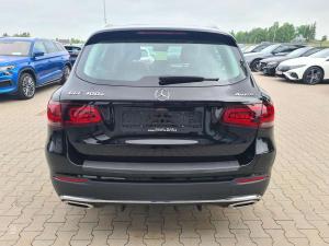 Melns Mercedes-Benz GLC 300 2021 Šauļi, ar dzinēja tilpumu 1.99 L un nobraukumu 80 tūkst. km par 35990 €, foto 7 vietnē AUTOMOTO.COM.LV