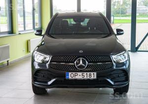 Black Mercedes-Benz GLC 300 2021 in Cesis, with an engine capacity of 2.00 L and mileage of 93 thousand km for 32900 €, photo  on AUTOMOTO.COM.LV