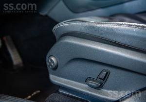 Black Mercedes-Benz GLC 300 2021 in Cesis, with an engine capacity of 2.00 L and mileage of 93 thousand km for 32900 €, photo 20 on AUTOMOTO.COM.LV