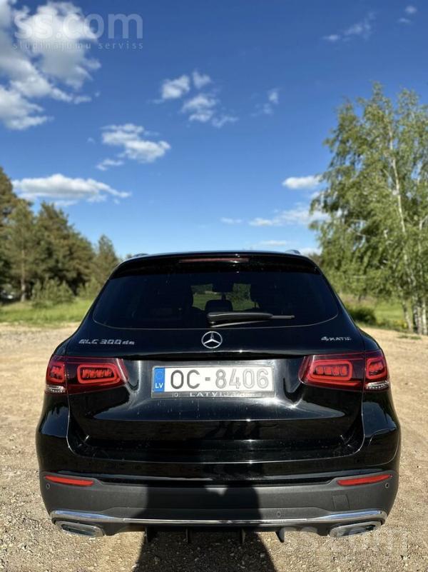 Melns Mercedes-Benz GLC 300 2022 Jēkabpils, ar dzinēja tilpumu 2.00 L un nobraukumu 200 tūkst. km par 33500 €, foto 6 vietnē AUTOMOTO.COM.LV