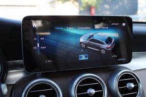 Melns Mercedes-Benz GLC 300 2022 Viļņa, ar dzinēja tilpumu 1.99 L un nobraukumu 71 tūkst. km par 30000 €, foto 21 vietnē AUTOMOTO.COM.LV