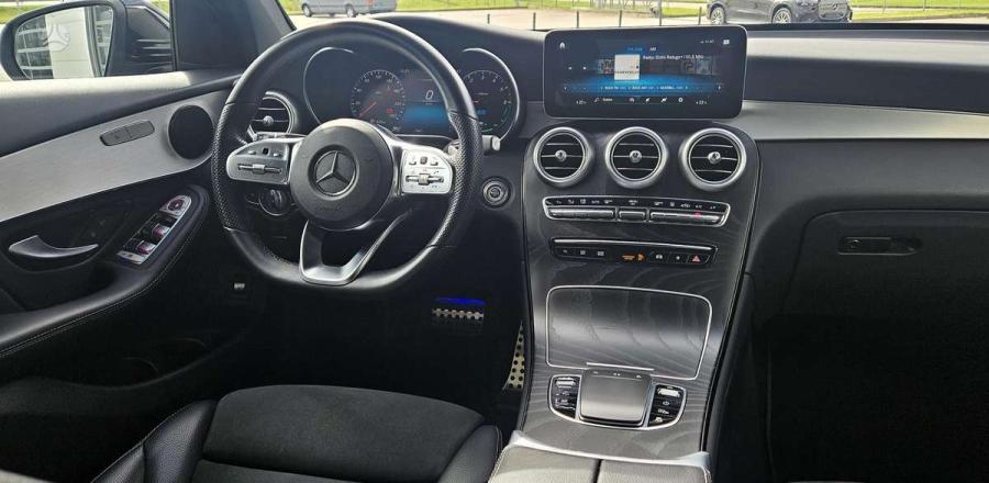 Melns Mercedes-Benz GLC 300 2022 Klaipėda, ar dzinēja tilpumu 1.95 L un nobraukumu 159 tūkst. km par 33900 €, foto 22 vietnē AUTOMOTO.COM.LV