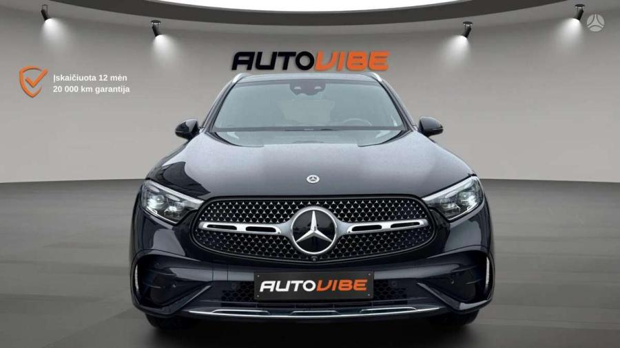 Melns Mercedes-Benz GLC 300 2023 Viļņa, ar dzinēja tilpumu 2.00 L un nobraukumu 157 tūkst. km par 43989 €, foto 3 vietnē AUTOMOTO.COM.LV