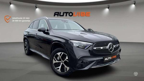 Melns Mercedes-Benz GLC 300 2023 Viļņa, ar dzinēja tilpumu 2.00 L un nobraukumu 157 tūkst. km par 43989 €, foto 3 vietnē AUTOMOTO.COM.LV