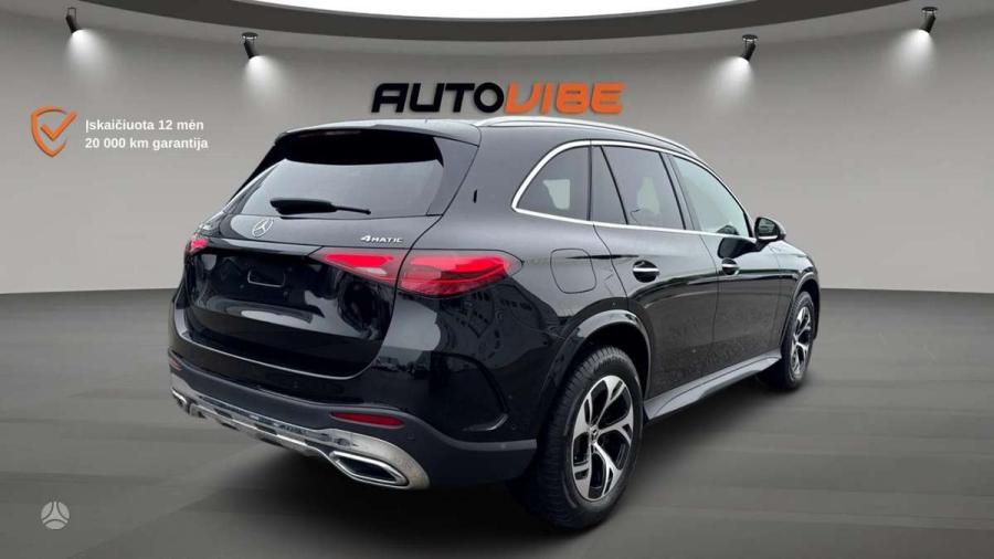 Melns Mercedes-Benz GLC 300 2023 Viļņa, ar dzinēja tilpumu 2.00 L un nobraukumu 157 tūkst. km par 43989 €, foto 5 vietnē AUTOMOTO.COM.LV