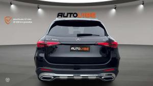 Melns Mercedes-Benz GLC 300 2023 Viļņa, ar dzinēja tilpumu 2.00 L un nobraukumu 157 tūkst. km par 43989 €, foto 6 vietnē AUTOMOTO.COM.LV