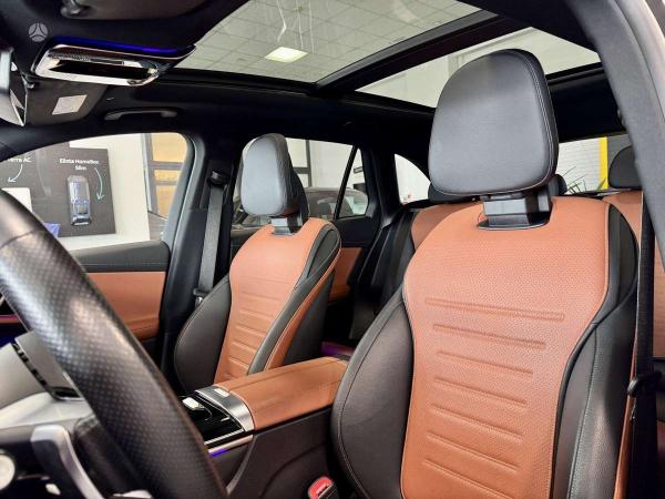 Melns Mercedes-Benz GLC 300 2023 Viļņa, ar dzinēja tilpumu 2.00 L un nobraukumu 157 tūkst. km par 43989 €, foto 8 vietnē AUTOMOTO.COM.LV