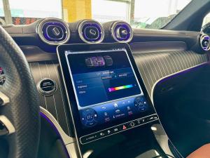 Melns Mercedes-Benz GLC 300 2023 Viļņa, ar dzinēja tilpumu 2.00 L un nobraukumu 157 tūkst. km par 43989 €, foto 16 vietnē AUTOMOTO.COM.LV