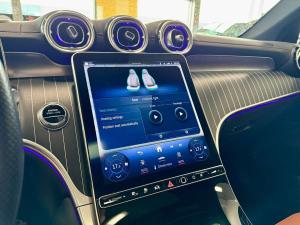 Melns Mercedes-Benz GLC 300 2023 Viļņa, ar dzinēja tilpumu 2.00 L un nobraukumu 157 tūkst. km par 43989 €, foto 18 vietnē AUTOMOTO.COM.LV