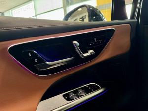 Melns Mercedes-Benz GLC 300 2023 Viļņa, ar dzinēja tilpumu 2.00 L un nobraukumu 157 tūkst. km par 43989 €, foto 19 vietnē AUTOMOTO.COM.LV
