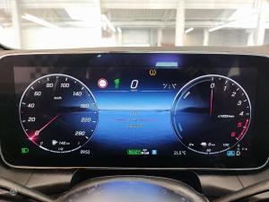 Melns Mercedes-Benz GLC 300 2023 Viļņa, ar dzinēja tilpumu 2.00 L un nobraukumu 110 tūkst. km par 42666 €, foto 7 vietnē AUTOMOTO.COM.LV