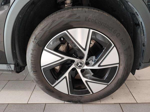 Melns Mercedes-Benz GLC 300 2023 Viļņa, ar dzinēja tilpumu 2.00 L un nobraukumu 110 tūkst. km par 42666 €, foto 8 vietnē AUTOMOTO.COM.LV