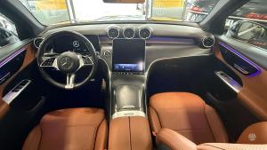Melns Mercedes-Benz GLC 300 2023 Viļņa, ar dzinēja tilpumu 2.00 L un nobraukumu 110 tūkst. km par 43222 €, foto 30 vietnē AUTOMOTO.COM.LV