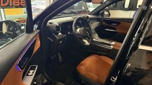 Melns Mercedes-Benz GLC 300 2023 Viļņa, ar dzinēja tilpumu 2.00 L un nobraukumu 110 tūkst. km par 43222 €, foto 31 vietnē AUTOMOTO.COM.LV